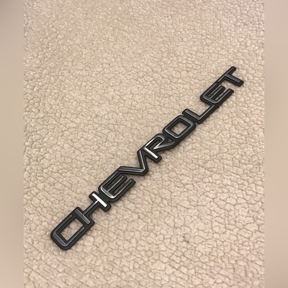 chevrolet | Other | Chev Silverado Tahoe Tailgate Liftgate Emblem Badge ...